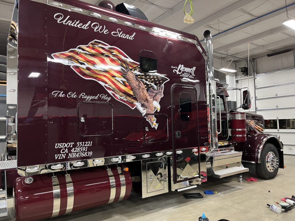 Homepage - Graphics RV | Roadskins