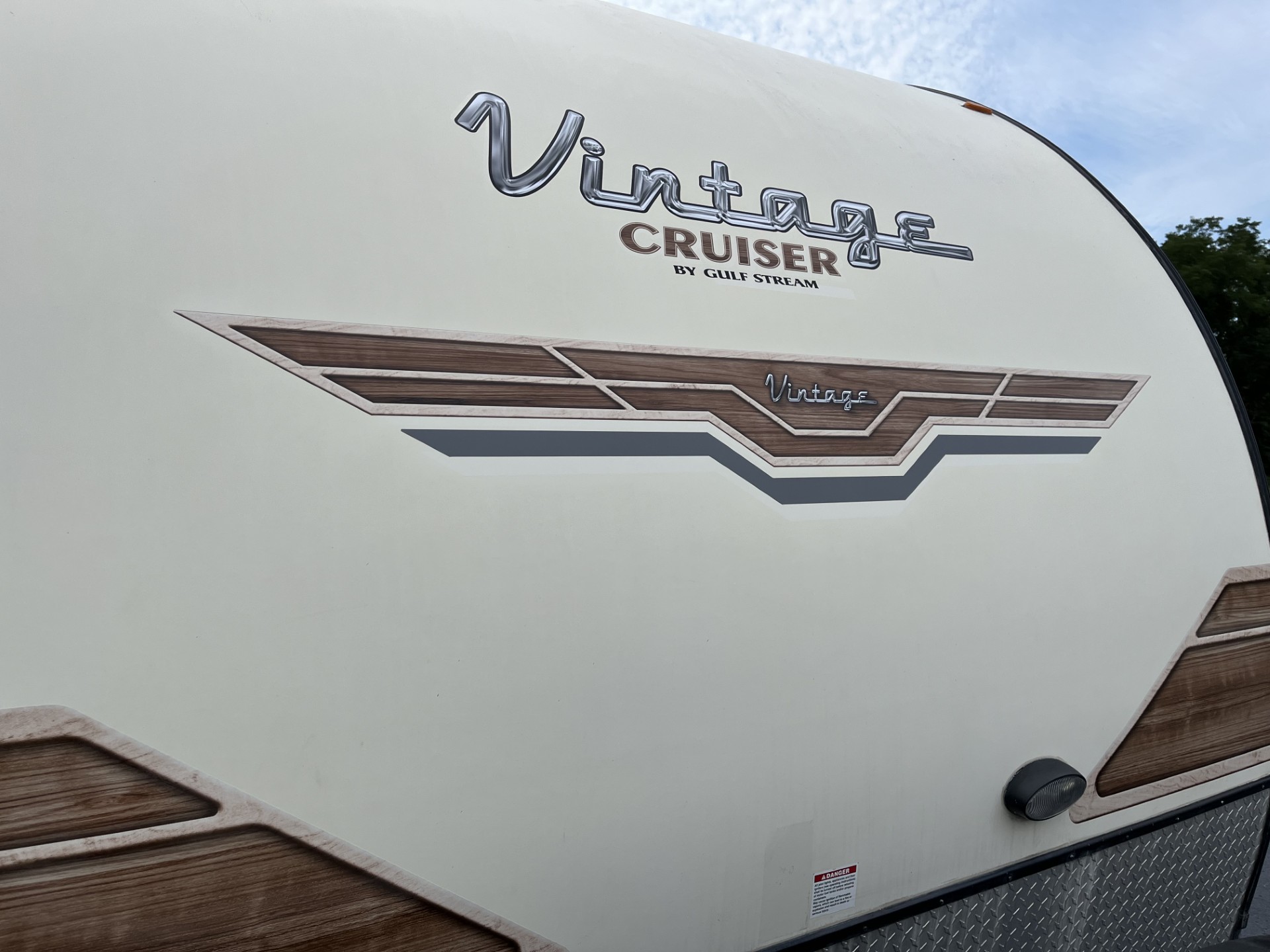 Homepage - Graphics RV | Roadskins